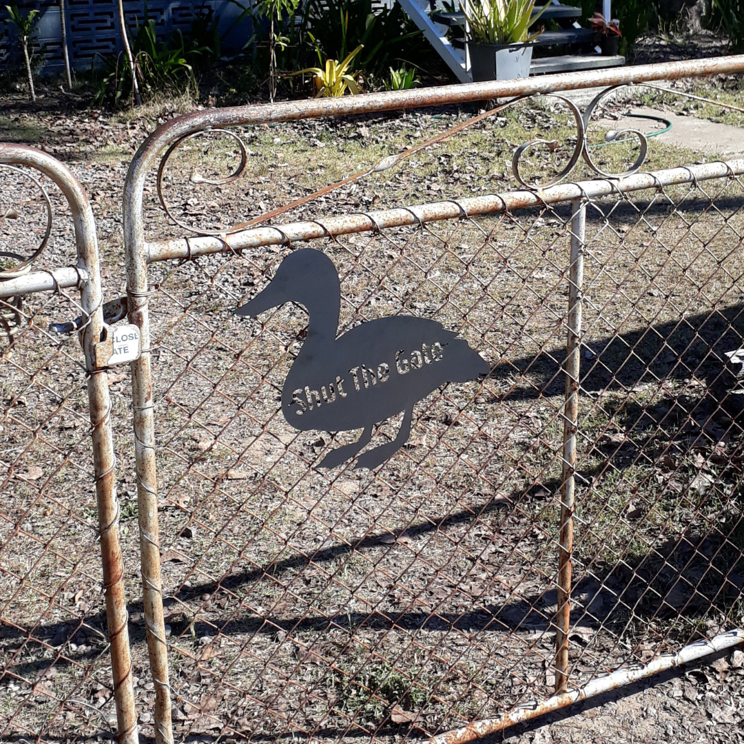 Shut the Gate Duck Sign – Custom Steel Appeal