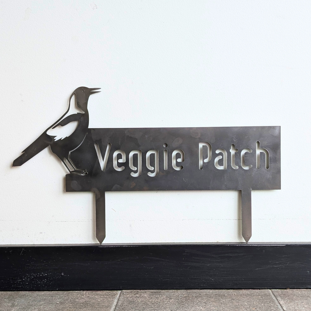 Magpie Garden Sign – Custom Steel Appeal