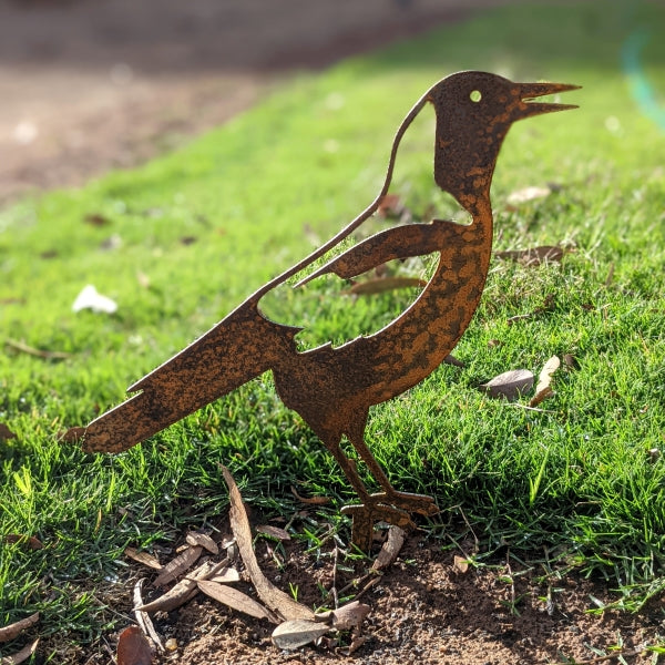 Magpie | Metal Bird Garden Art | Custom Steel Appeal