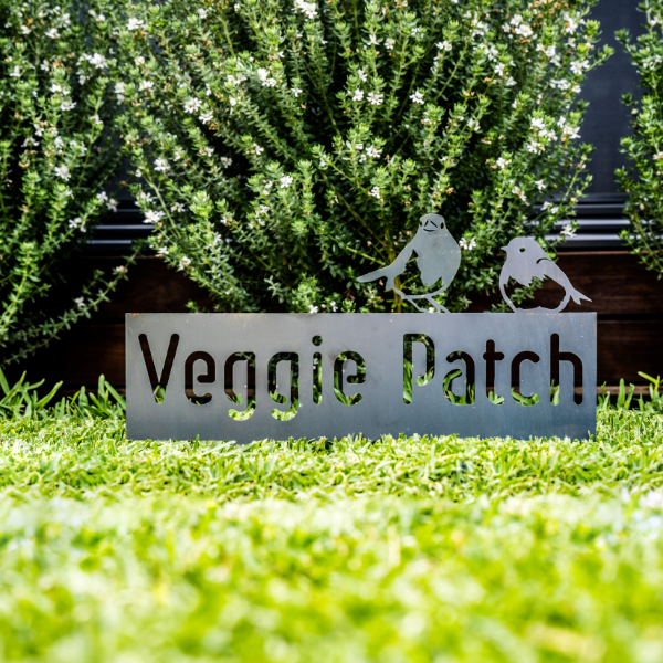 Bird Garden Sign – Custom Steel Appeal