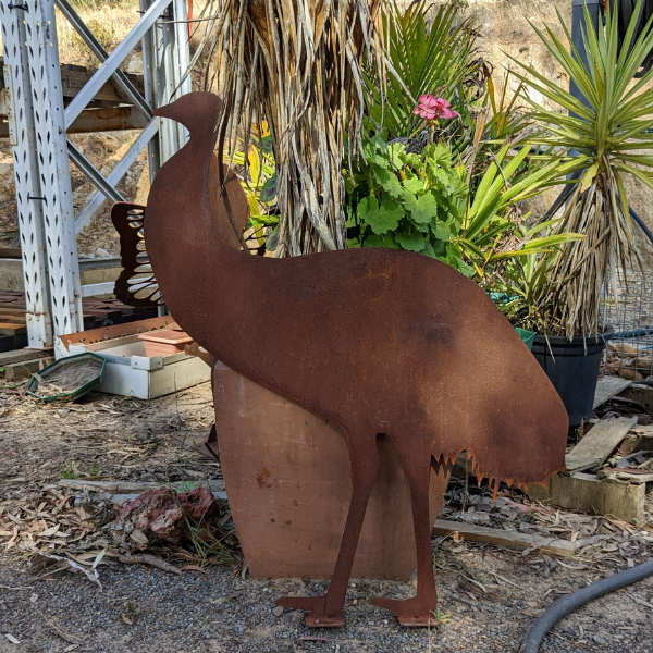 Emu Feature – Custom Steel Appeal