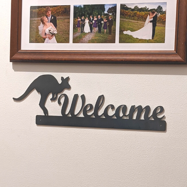 Welcome Kangaroo Sign – Custom Steel Appeal